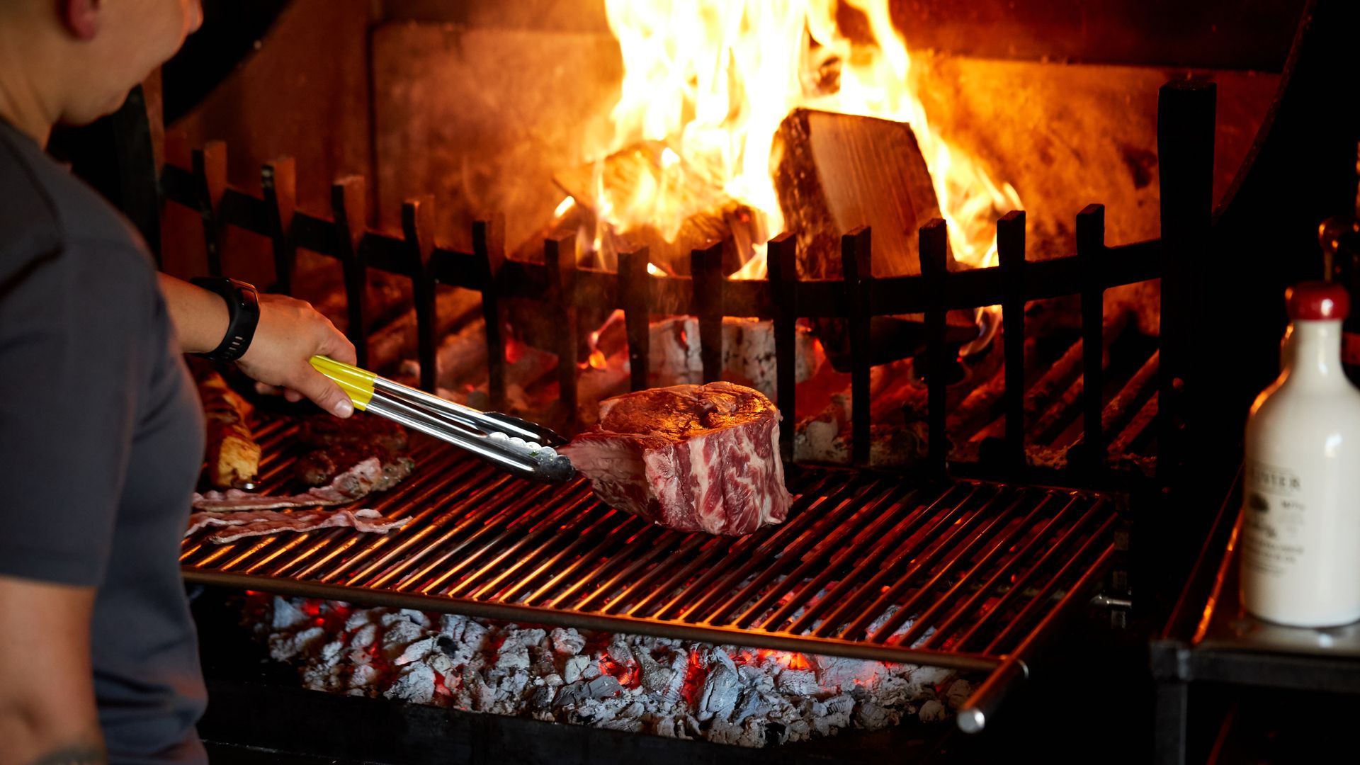 FYR Grill | North Lakes Hotel & Spa | Penrith